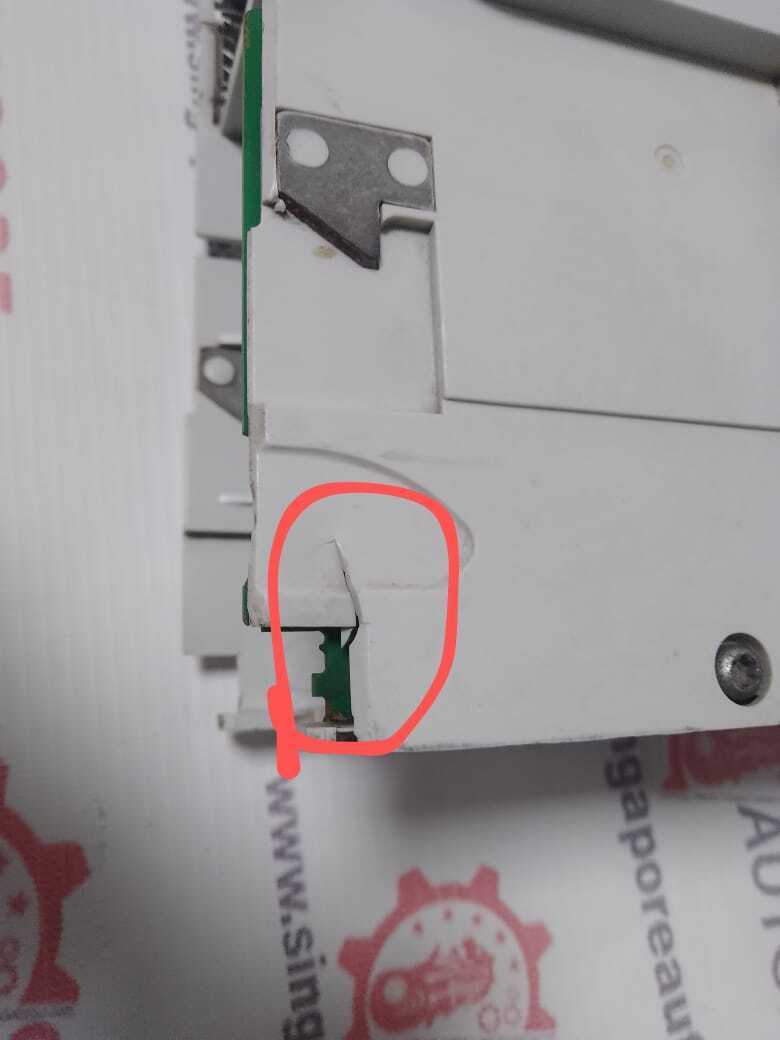 Lenze E94AMHE0094 SERVO DRIVE 9400 MULTI DRIVE HIGHLINE with modules ...