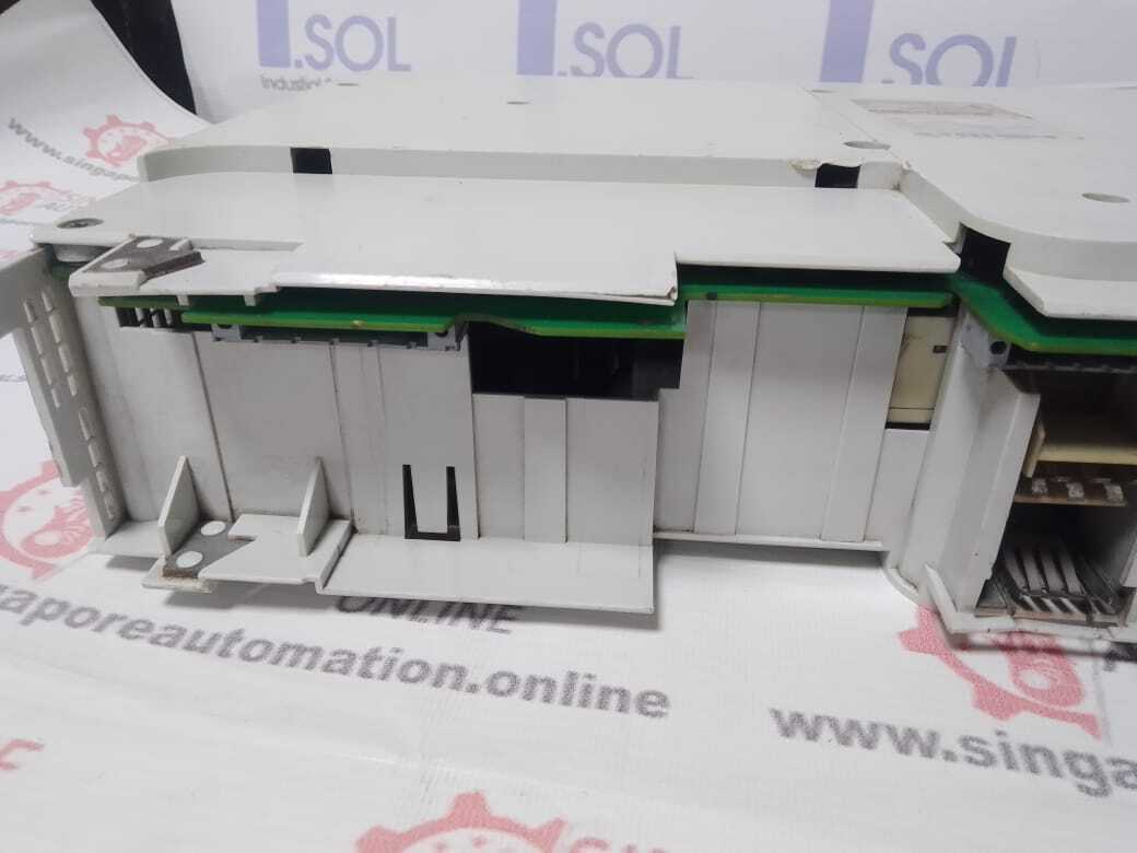 Lenze E94AMHE0094 SERVO DRIVE 9400 MULTI DRIVE HIGHLINE with modules ...