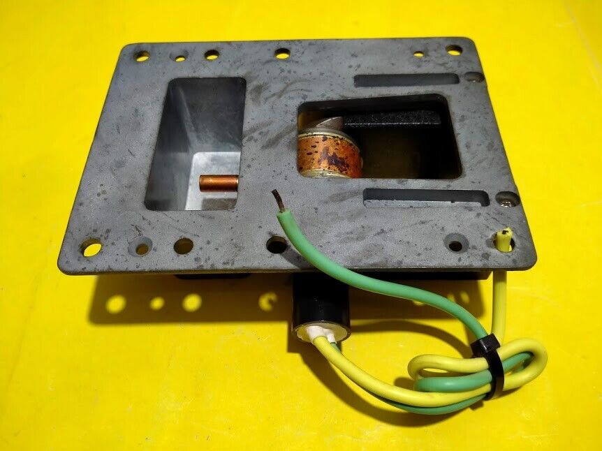 e2v Technologies MG5223 EEV MAGNETRON MG5223 Marine Radar Magnetron ...