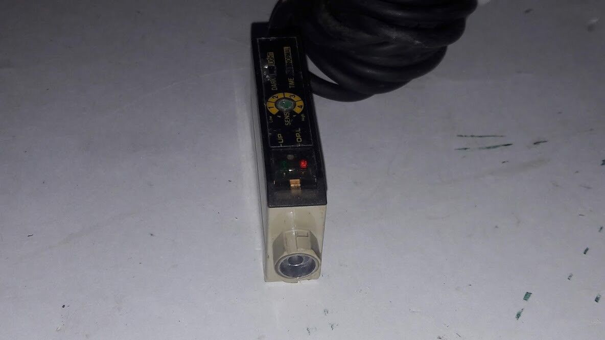 Takenaka Takex F1RM Fiber Optic sensor TAKEX F1RM – Oasismachinery