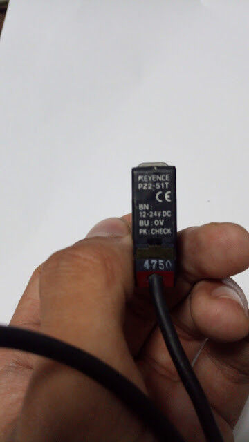 Keyence Corporation PZ2-51T Photoelectric Sensor Transmitter Thrubeam ...