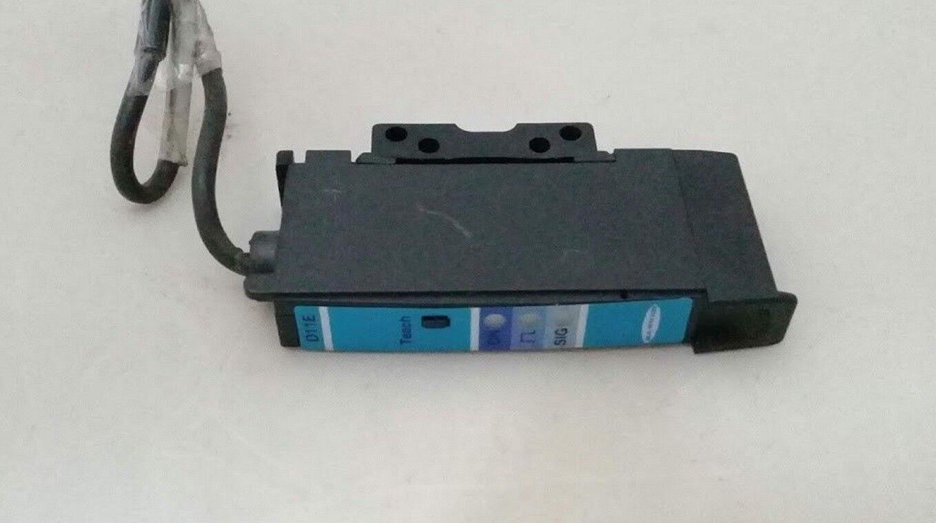 Banner D11E 03401-1032-000-00 P/n 61344 Photoelectric Sensor ...