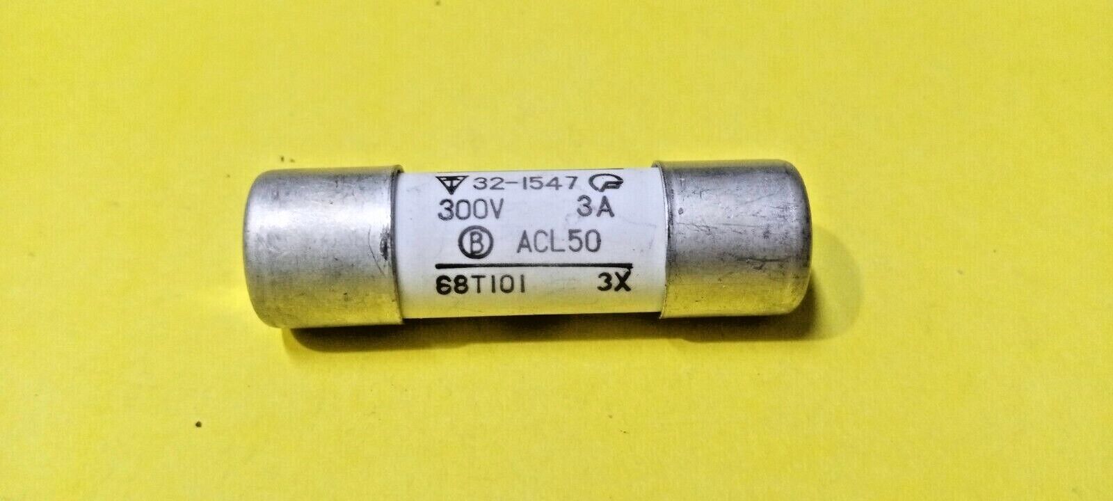 FUJI ELECTRIC FCF2-3 Ceramic Fuse AC 500V DC 125V 3A 32-I549 ...