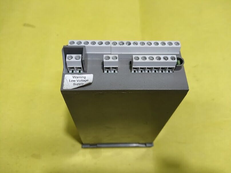 Data Track 224 Data Track process instruments Tracker 200 TRACKER ...