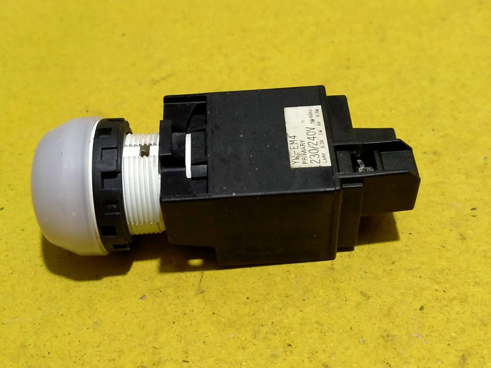 Allen-Bradley IEC 60947-5-1 EN 1088 GUARD Master Limit Switch 240V le ...