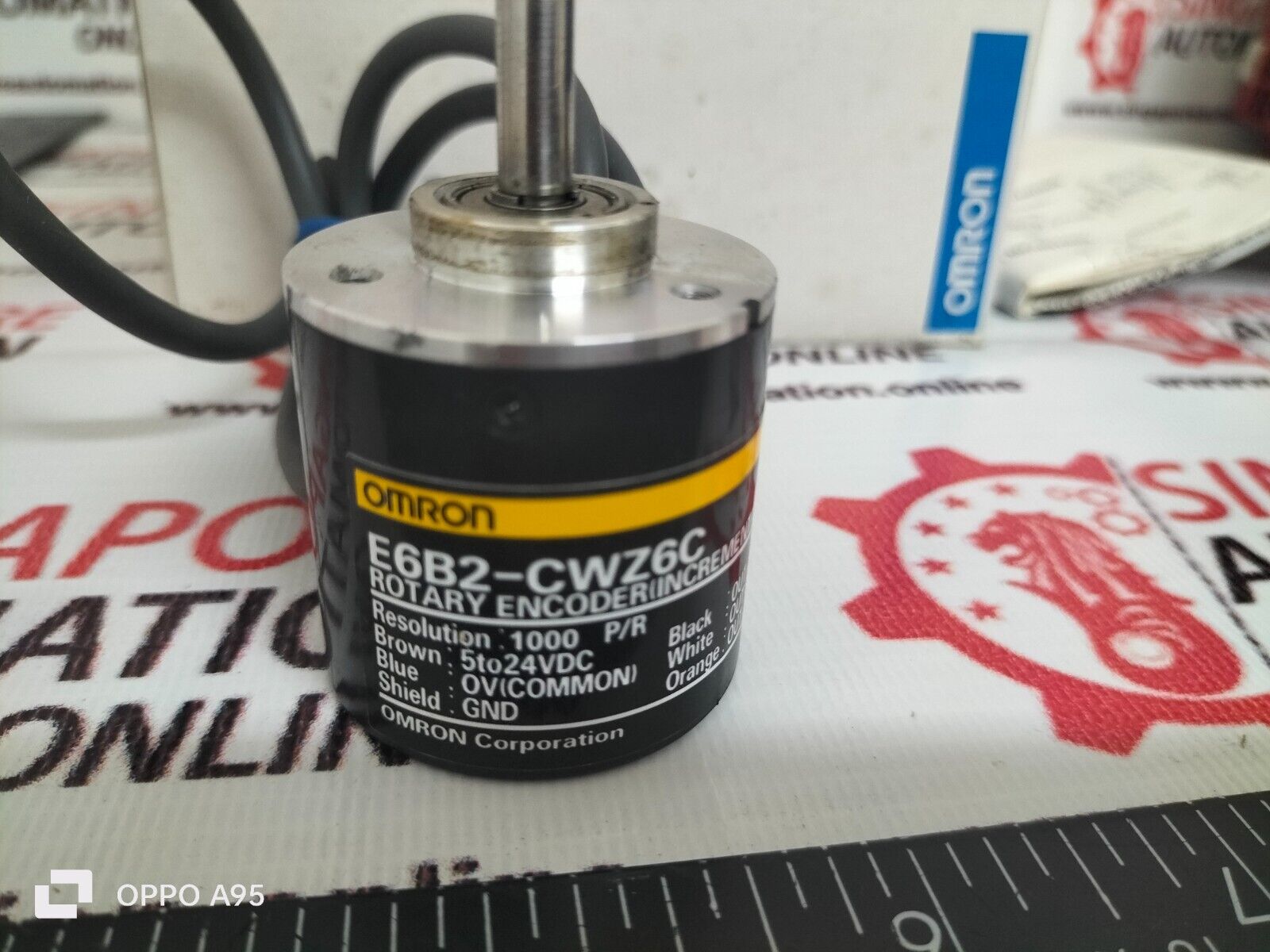 Omron E6B2-CWZ6C Rotary Encoder 1000P/R Incremental Genuine Part New ...